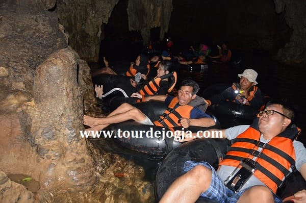 Cave Tubing Goa Pindul (Gunung Kidul) - Tour de Jogja